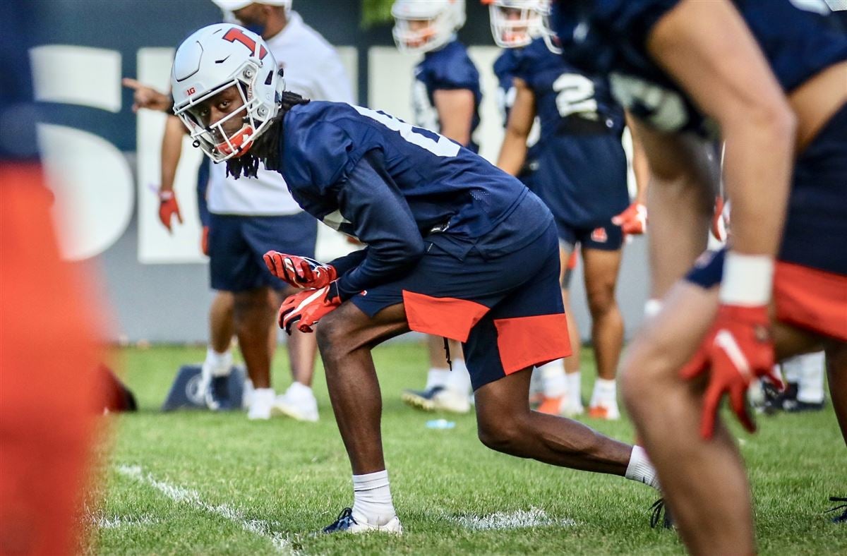 Illini WR Edwin Carter announces he is transferring