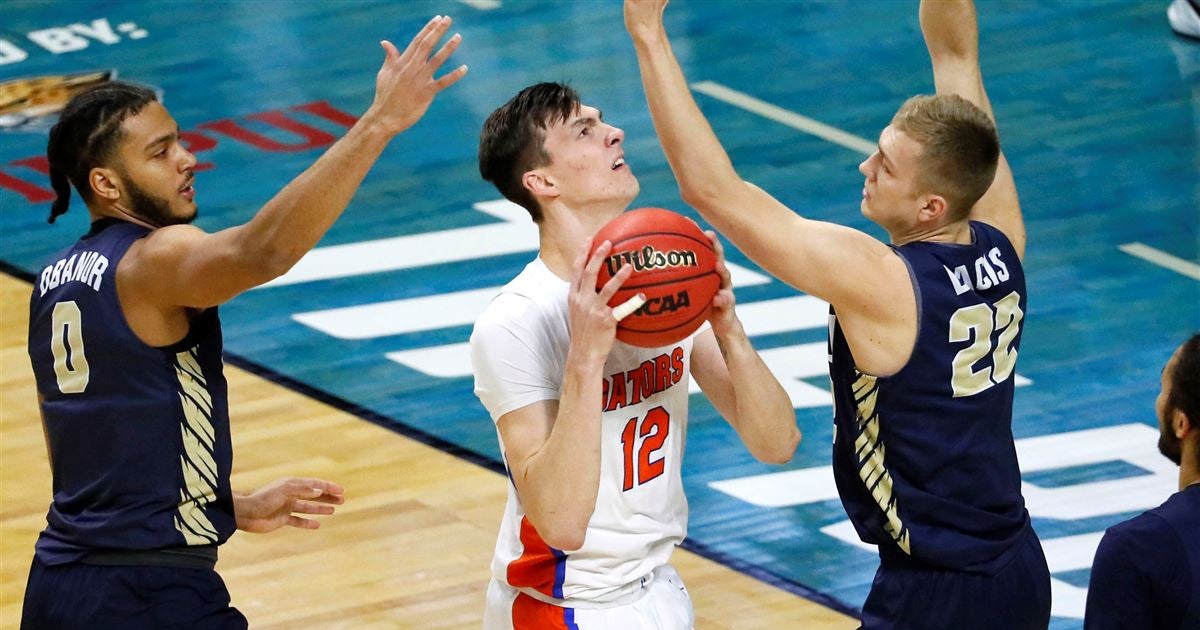 Colin Castleton to enter 2021 NBA Draft, will not hire agent