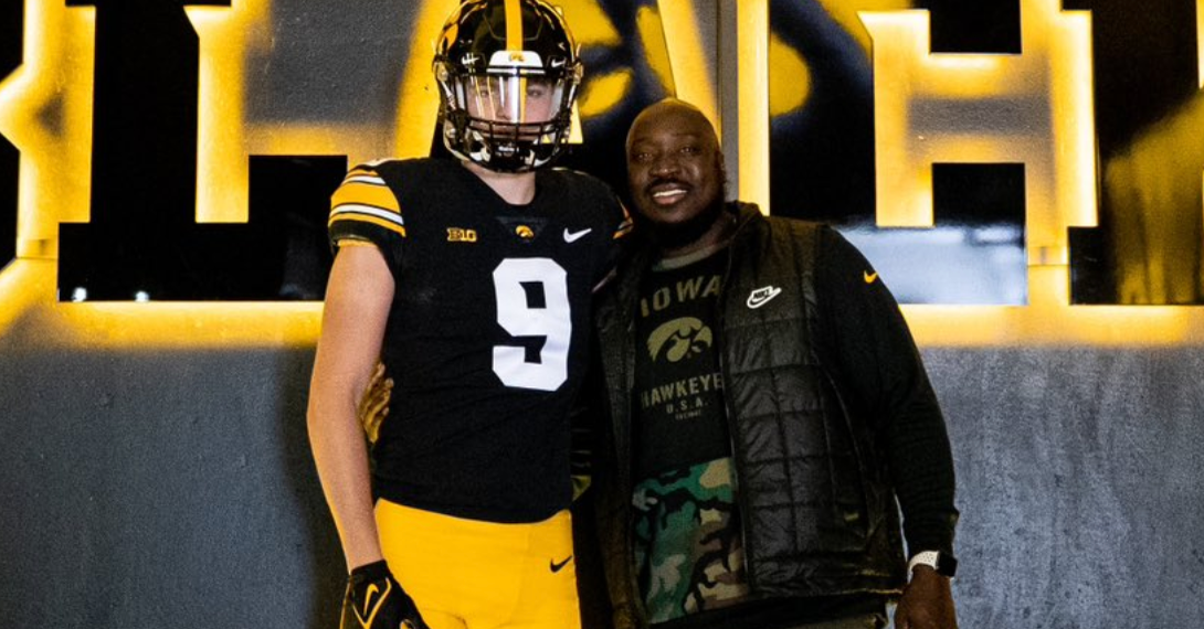 COMMIT: Iowa lands commitment from 2023 three-star tight end Grant Leeper