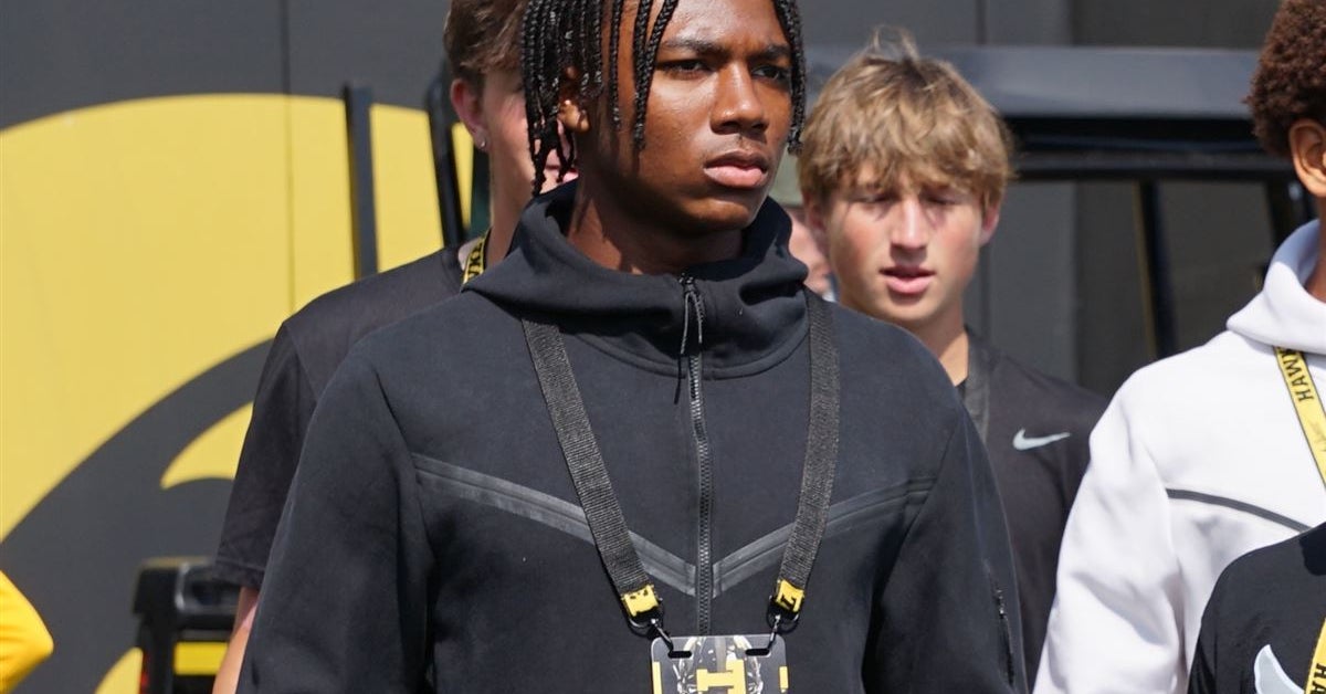 Iowa offers 2026 legacy recruit Julian Manson following camp performance