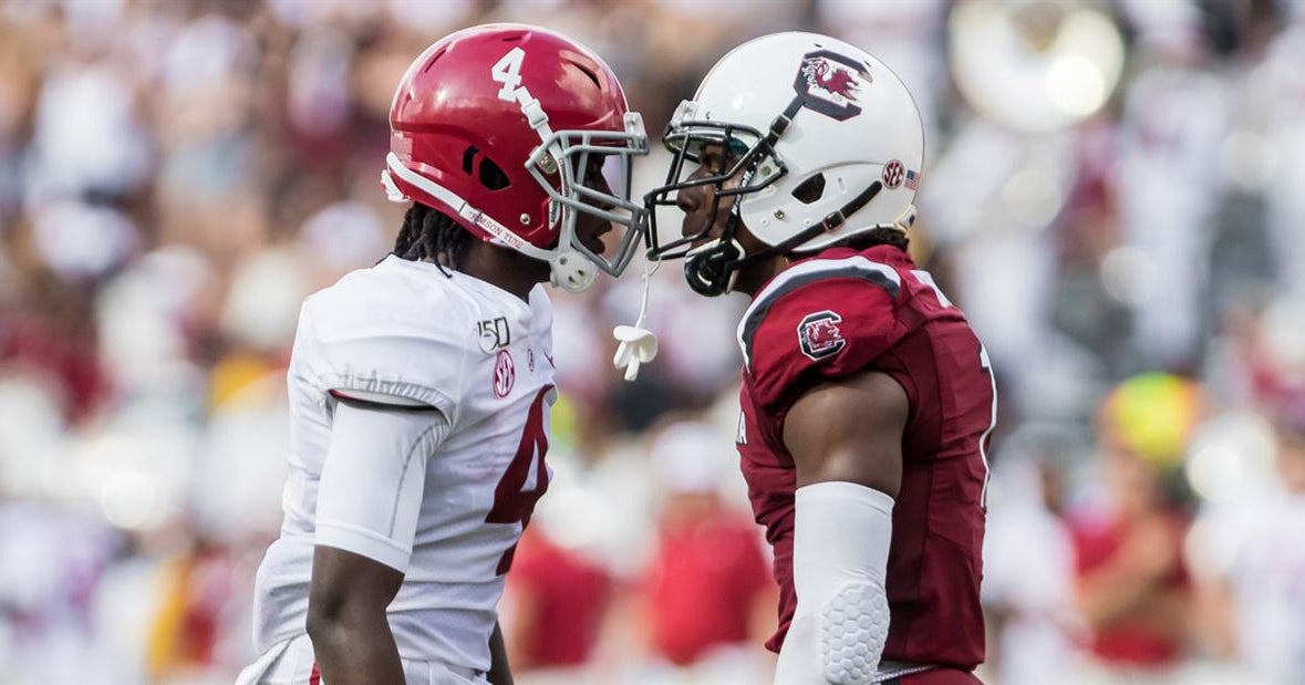 Quarterback play wows media in Alabama, South Carolina game