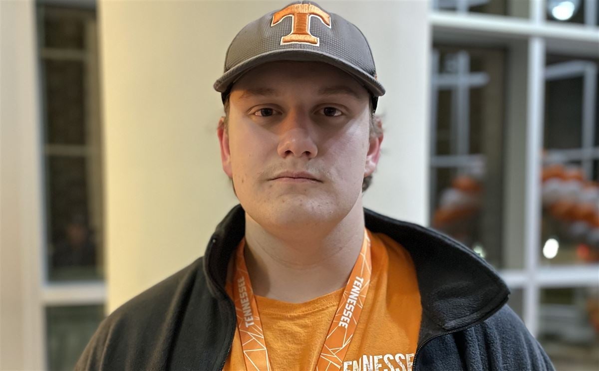 In-state OL Bussell commits to Vols, loves 'the way they're going'