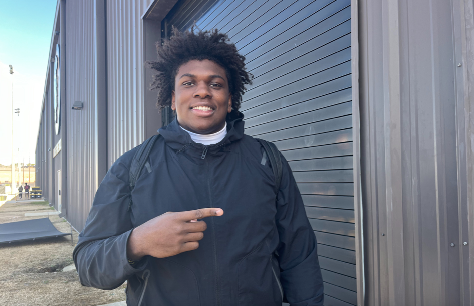 Four-star OT Micah DeBose knows of five official visit destinations