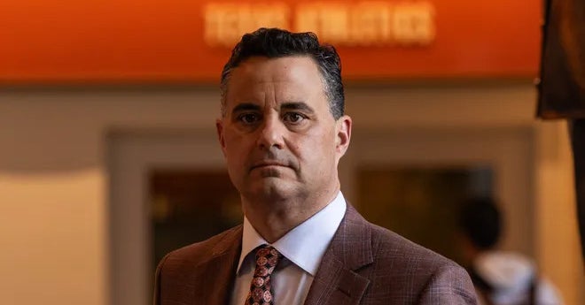 Source: Sean Miller is set to add Kenya Hunter to Texas basketball ...