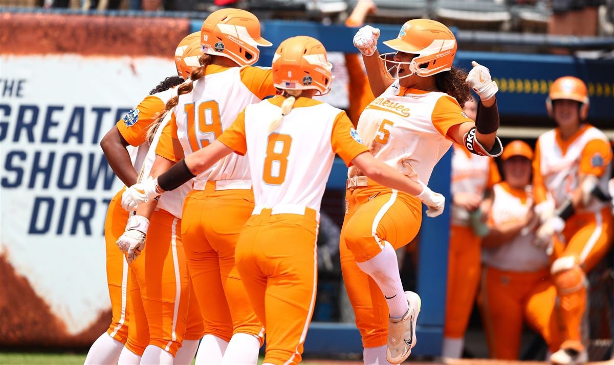 Lady Vols slam way to win in Oklahoma City