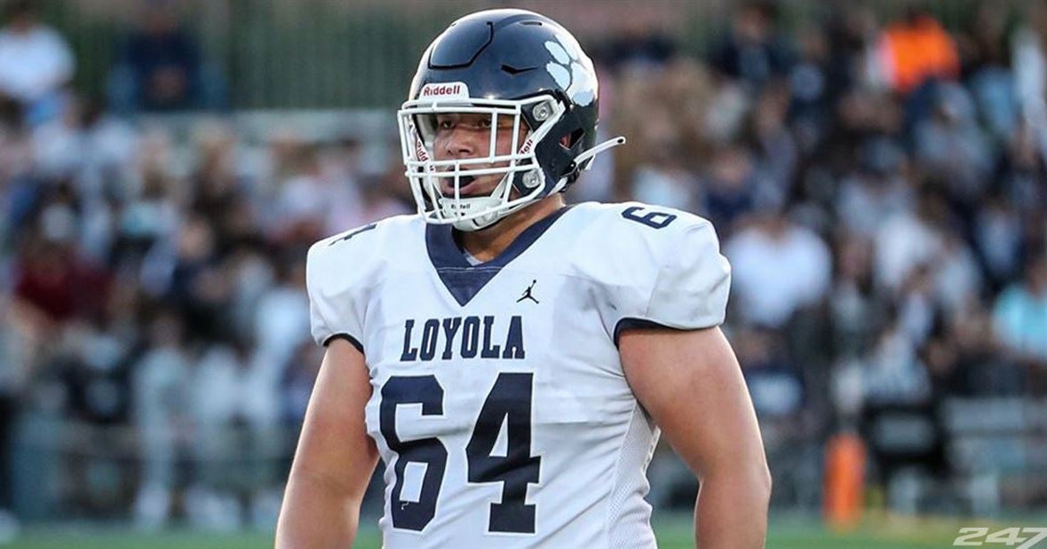 BREAKING: UCLA lands commitment from local OL Sam Yoon