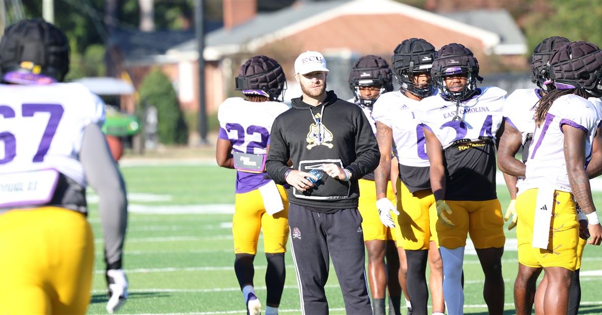 Switching Viewpoints: Baker explains the reasoning behind calling plays from the field