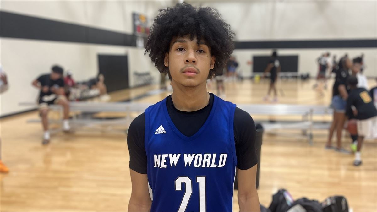 The Stage: Rising junior guard Aiden Argabright scores big on night one