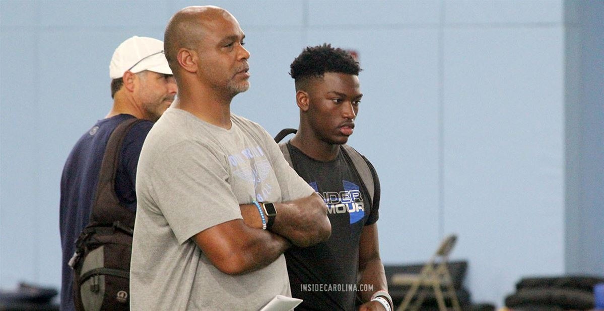 Tommy Thigpen's Recruiting Balancing Act