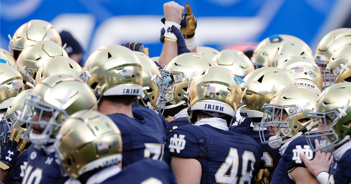 Notre Dame football reveals green alternate uniforms for Ohio State game