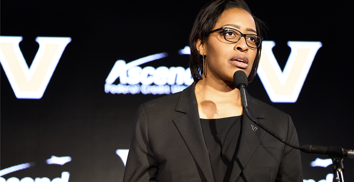 Candice Storey Lee and Daniel Diermeier address revenue sharing model