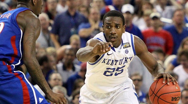 Photo Gallery: UK vs. KU Action