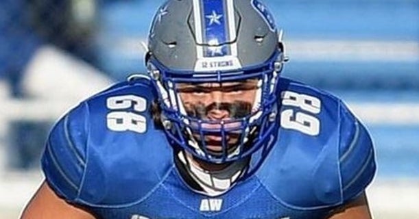 2024 OL Dillon Robinson gets first offer