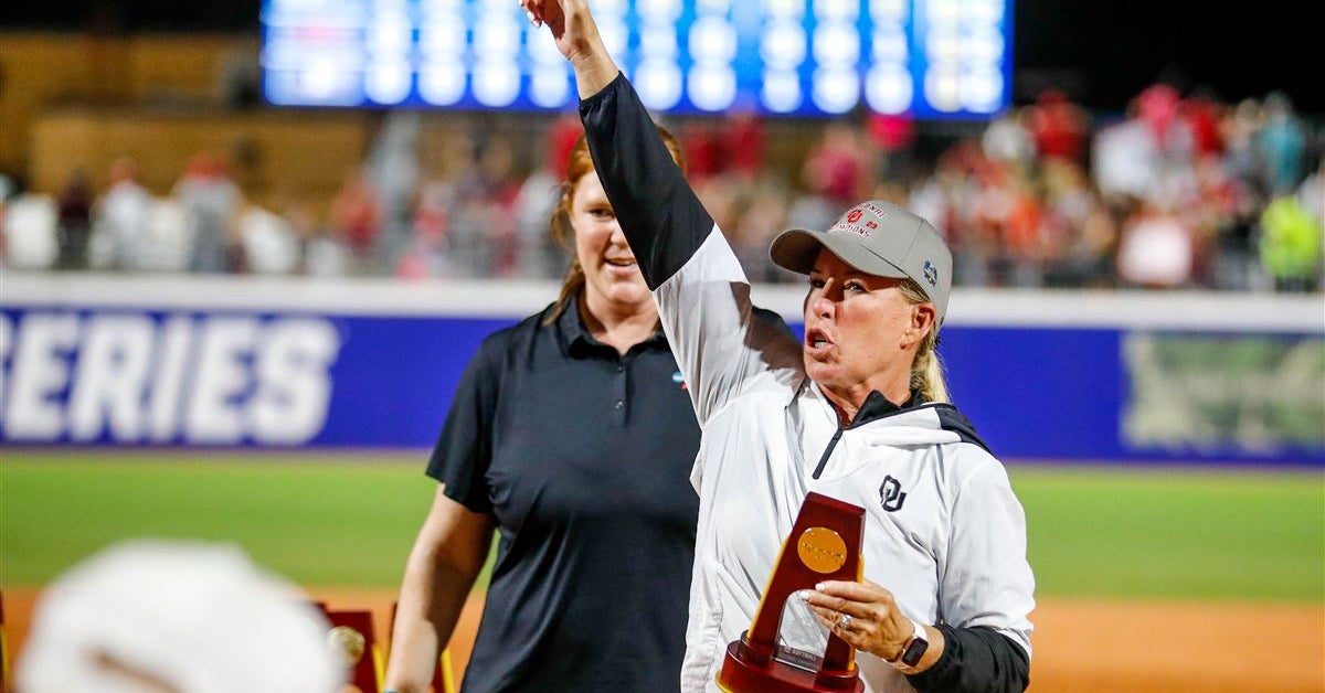 OU softball lands 2027 catcher Riley Hilliard