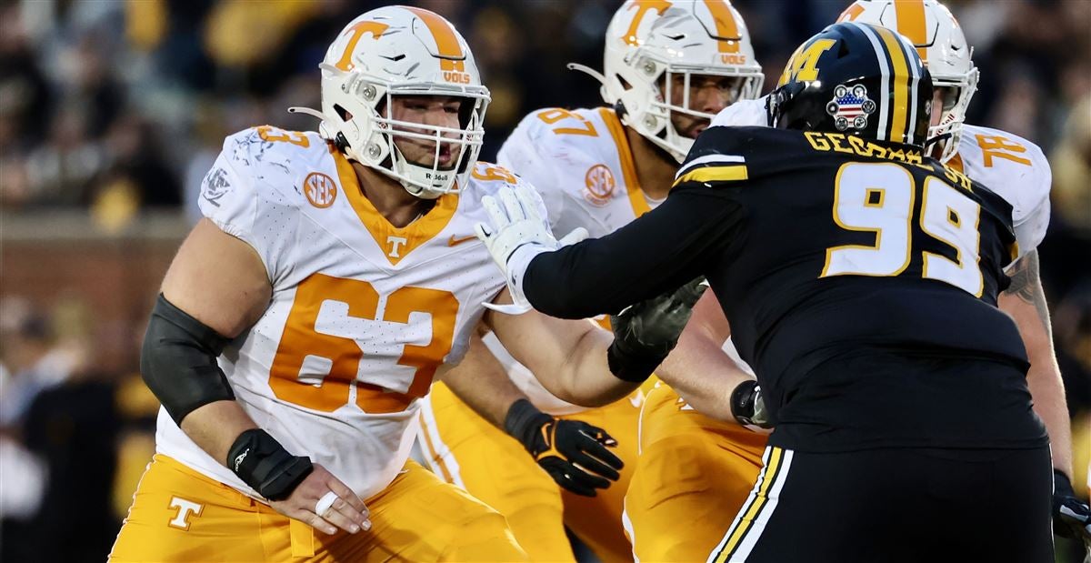 Tennessee’s offensive line a Joe Moore Award semifinalist for a second ...