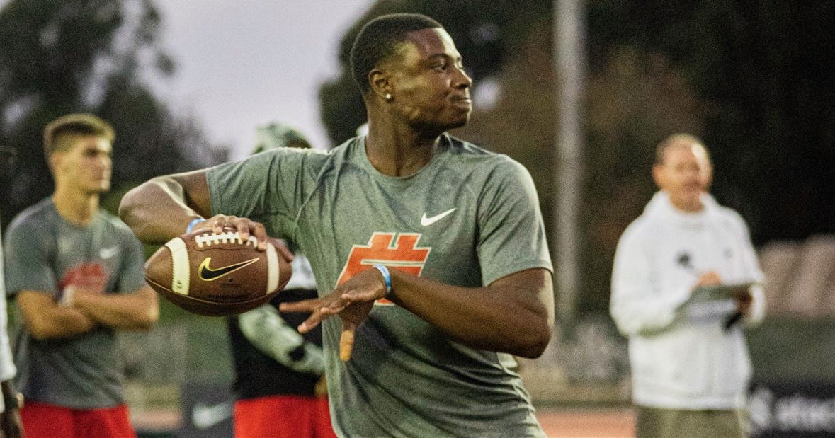 Three-star quarterback Tevin Carter chooses Memphis over Georgia Tech