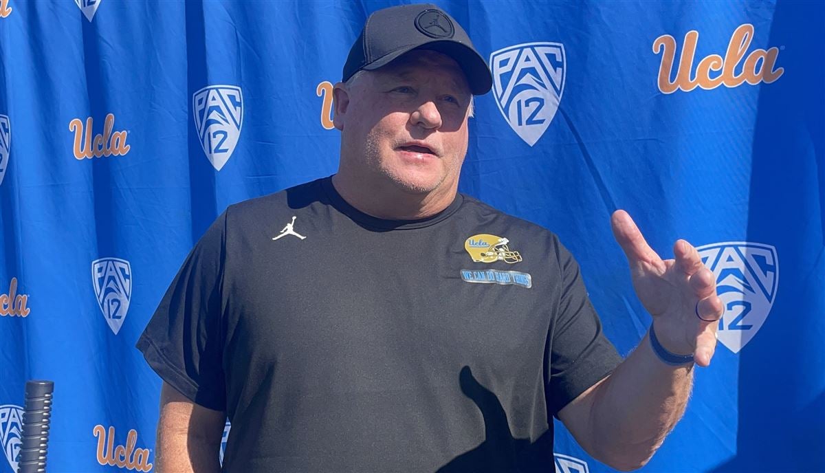 Chip Kelly Talks Inclement Weather, New Clock Rules, NIL Beer, and More