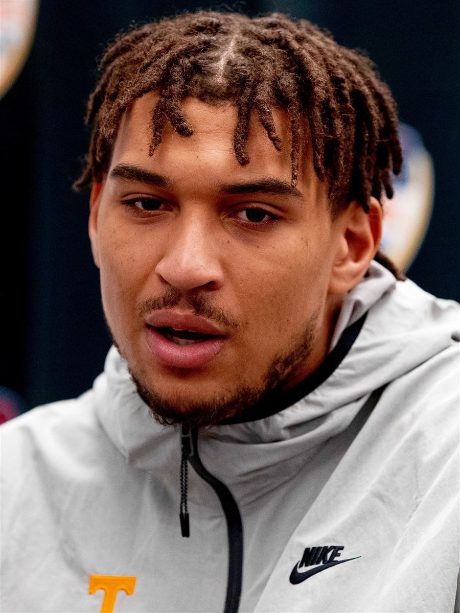 Vols' Baron undecided on future after Orange Bowl