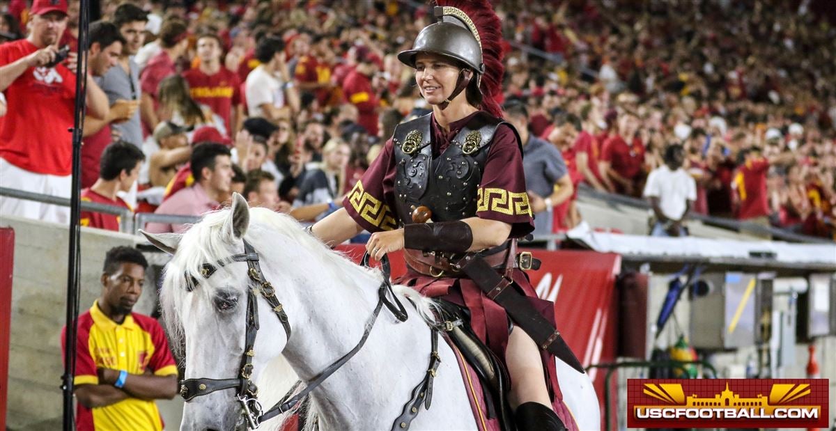 Time to name USC's best-ever team, we go head-to-head here