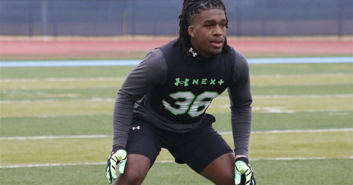 Legacy LB Myles Graham signs with Florida during the Early Signing Period