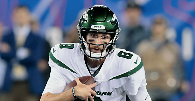 NFL Cougs: Luke Falk making a move in Jets' QB battle
