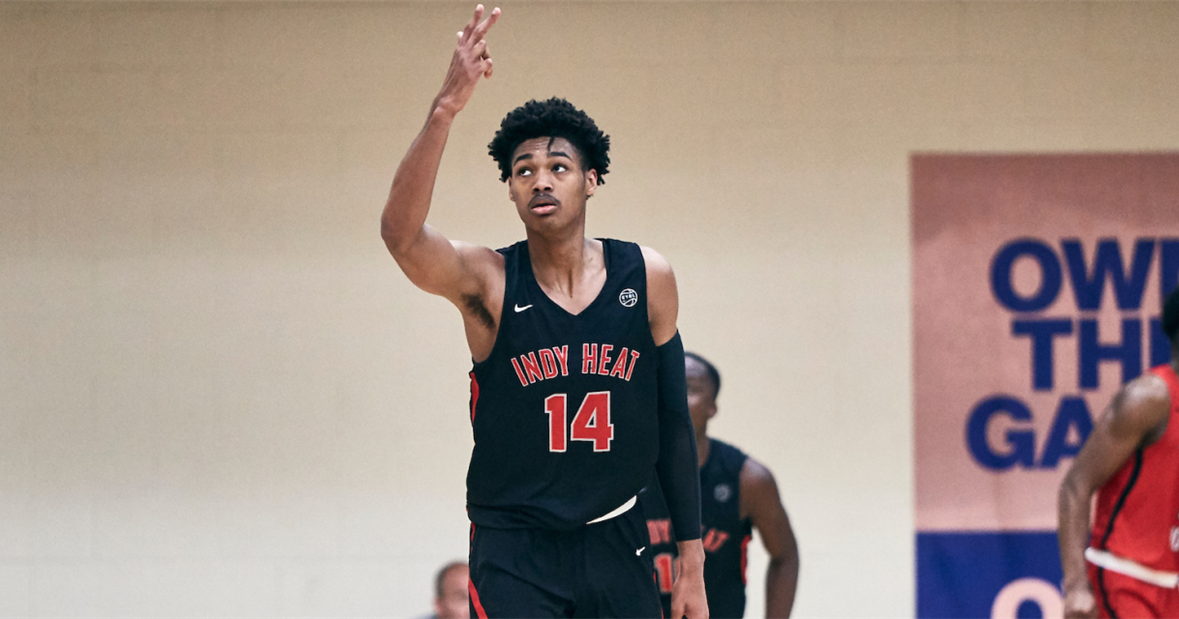 How can D'Andre Davis fill in for Louisville's departing stars?