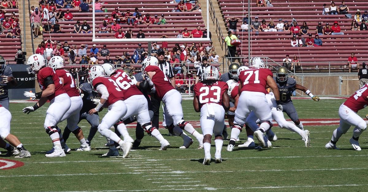 #9 Stanford Uses Dominant Defense to Beat UC Davis 30-10