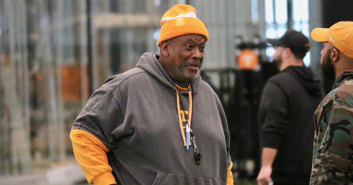 Rodney Garner assesses Tennessee’s defensive line through four spring ...