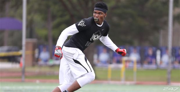 Oregon offers four-star Texas safety Leon O'Neal Jr.
