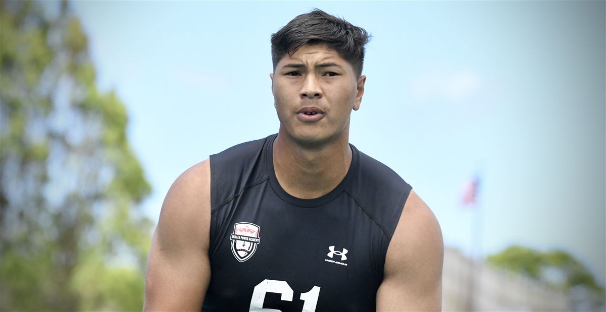 Top247 OL Rustin Young talks Michigan State commitment