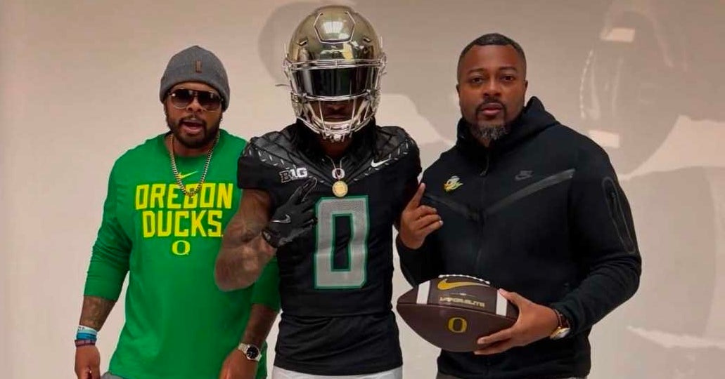 Oregon lands UAB slot receiver Iverson Hooks out of the transfer portal