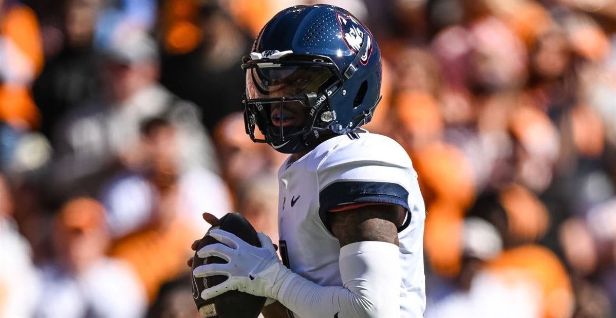 Kansas State adds quarterback Ta'Quan Roberson