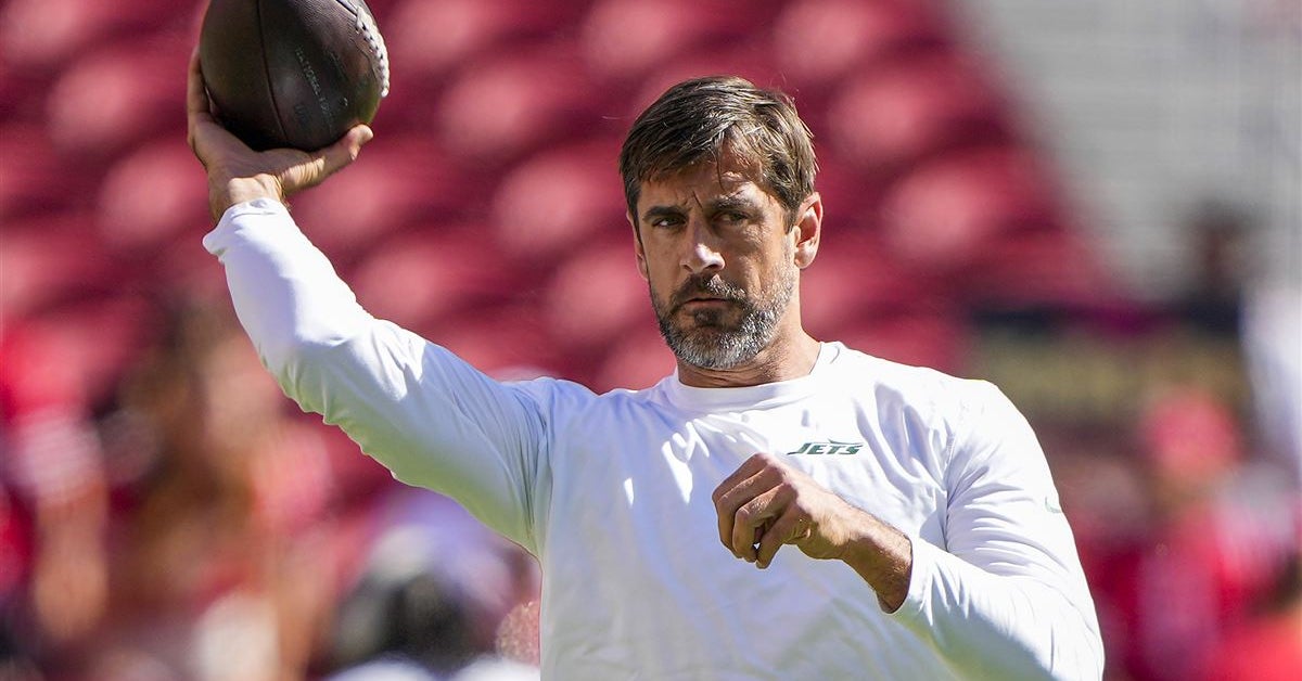 New York newspaper headlines detail rough start to Jets, Aaron Rodgers ...