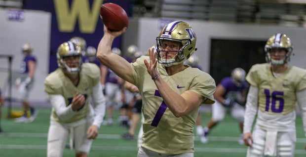 Yankoff brings talent, depth to UCLA QB Room