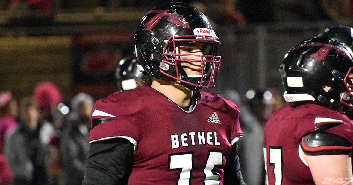 Three-star DE Robert Cooper talks Boise State commitment