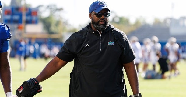 Florida retaining Gerald Chatman as defensive line coach