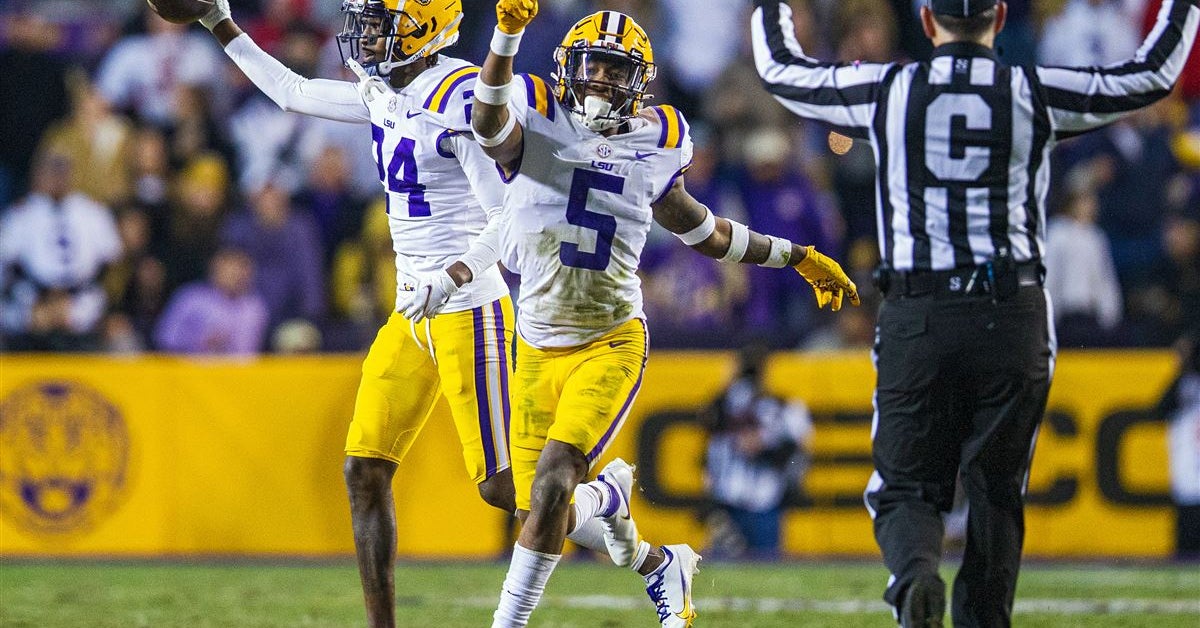 Jay Ward declares for 2023 NFL Draft