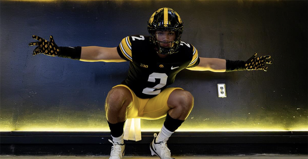 Iowa Football Recruiting: Hawkeyes' 2026 Class Features Seven Four ...