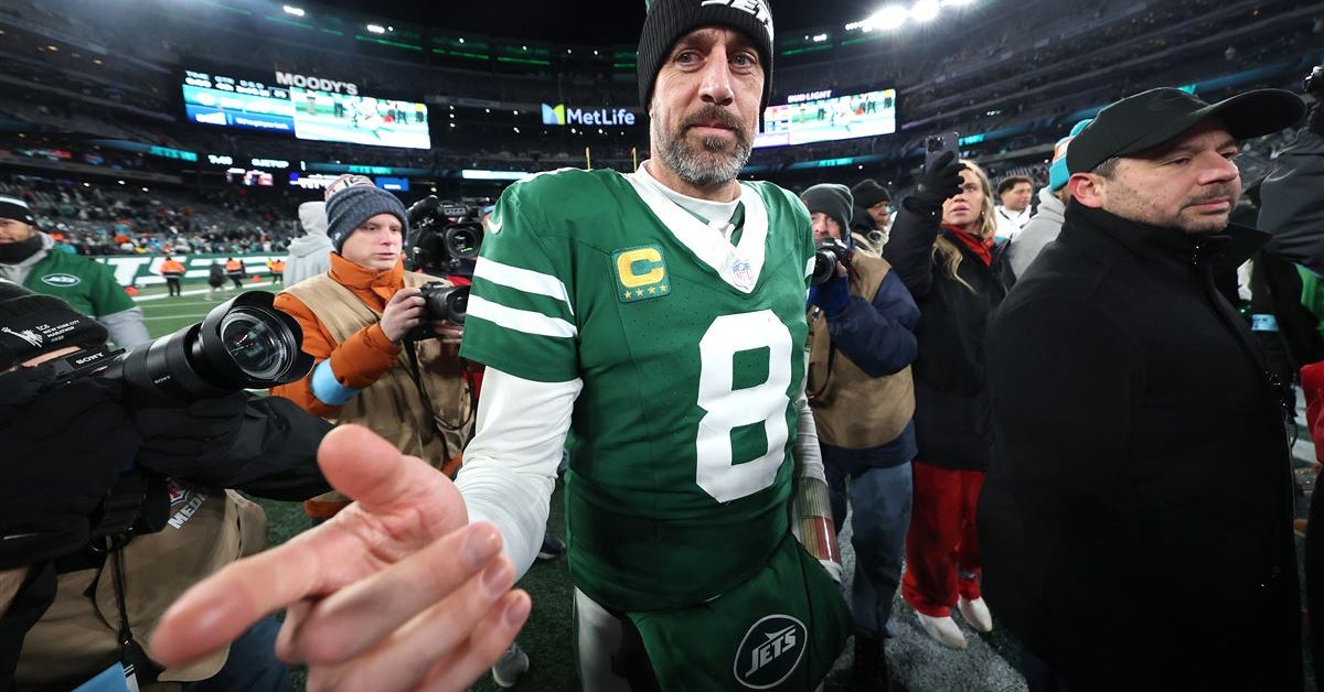 WATCH: Aaron Rodgers got the 'Curb Your Enthusiasm' treatment during ...