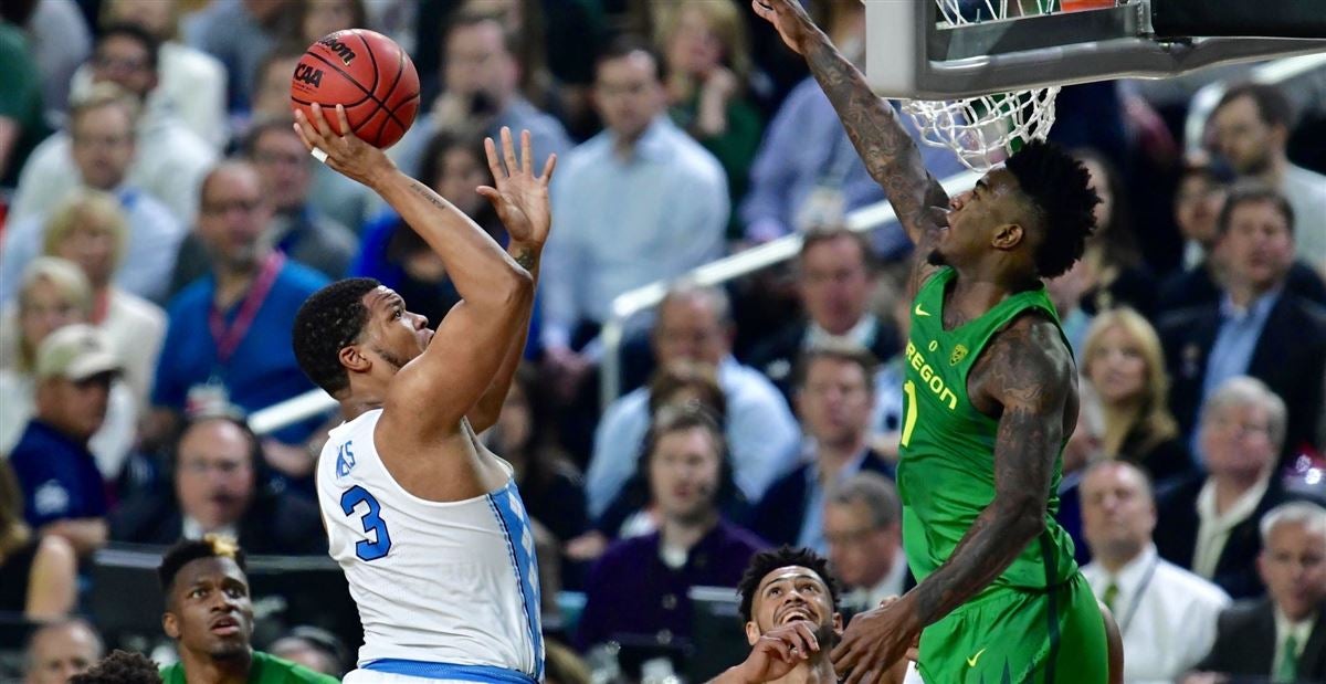 Kennedy Meeks Enterrada Kennedy Meeks USA Basketball