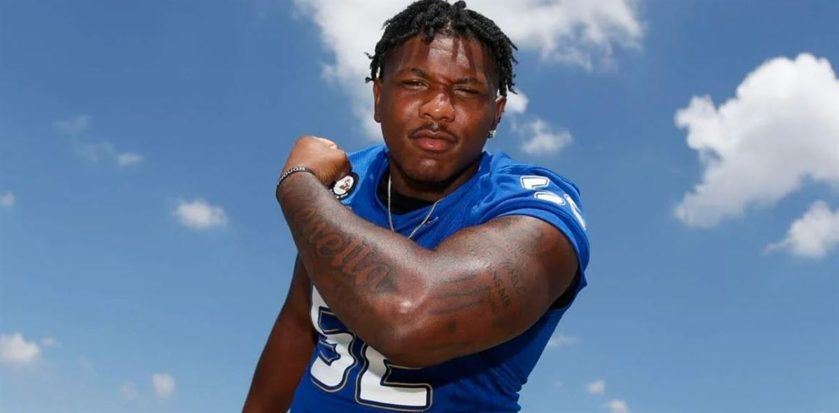 USC football offers Tulsa transfer offensive lineman Dillon Wade