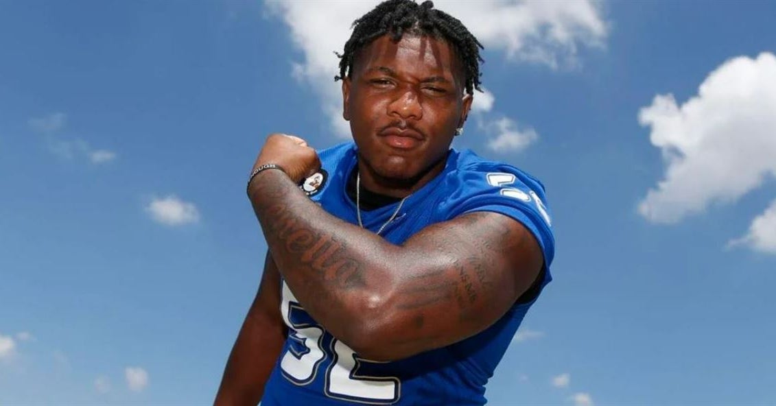 USC football offers Tulsa transfer offensive lineman Dillon Wade