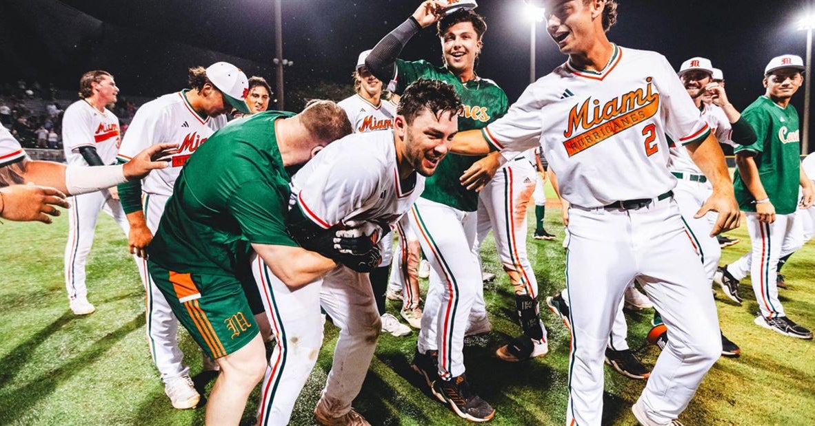 Dorian Gonzalez Jr.'s walk-off HR lifts Miami to win over No. 15 North ...