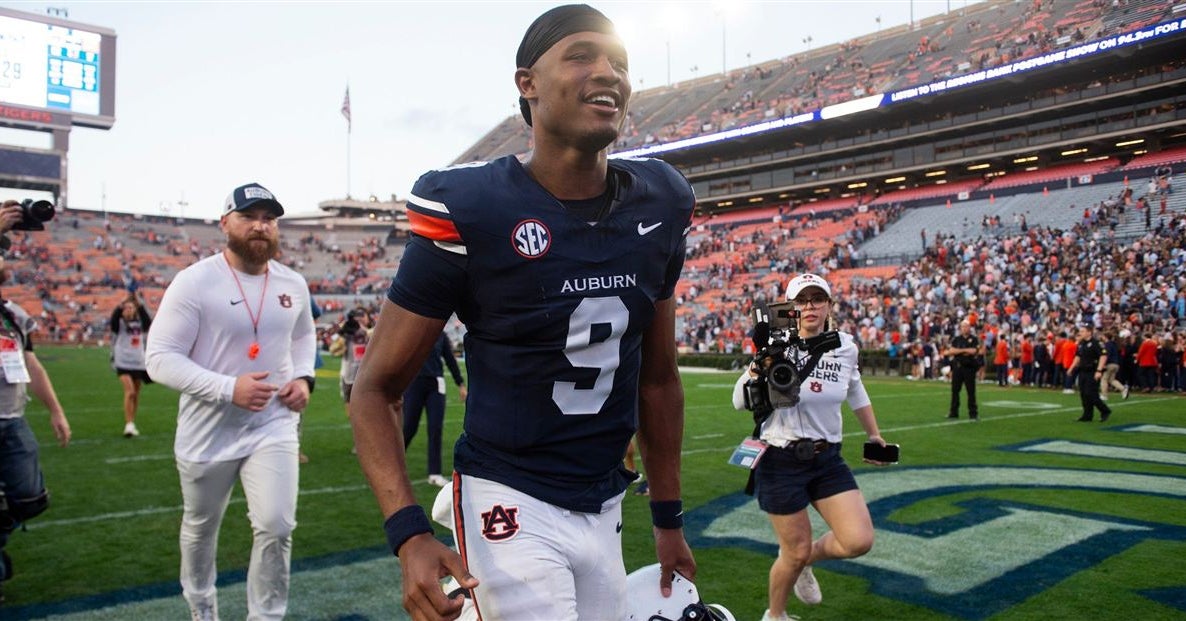 Did Deuce Knight's dazzling day affect Auburn's QB plan for the Iron Bowl?