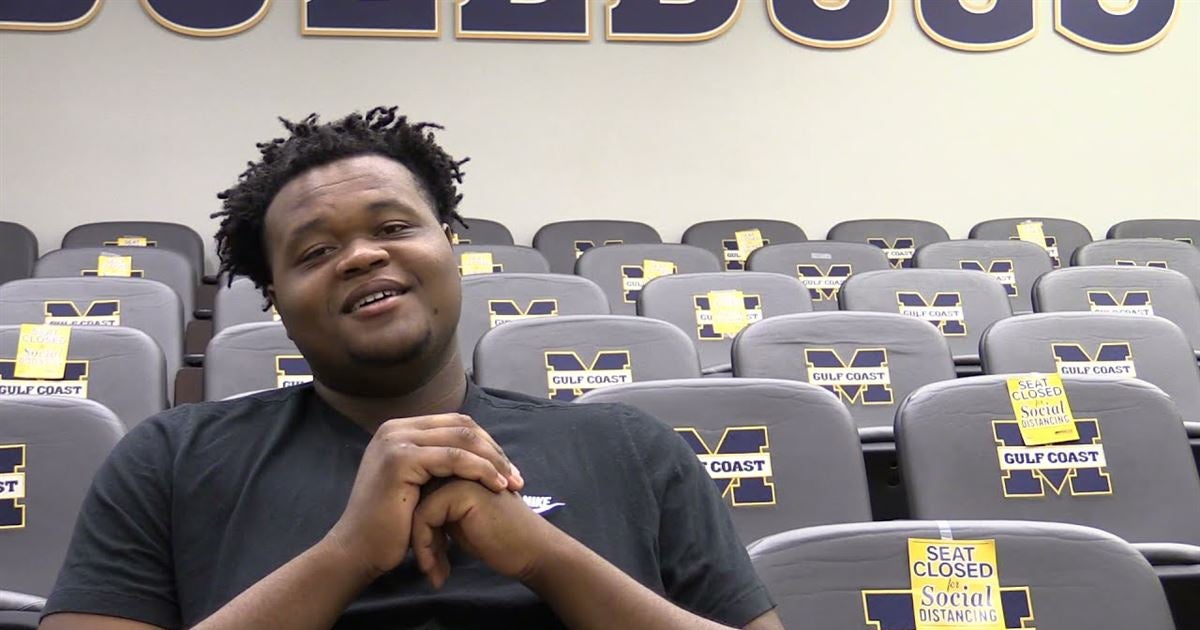 JUCO offensive lineman and Oregon commit Percy Lewis set to spend ...