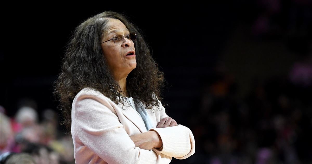 Rutgers women's basketball coach C. Vivian Stringer announces retirement