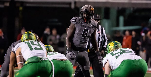 SENIOR FEATURE: Devin Lloyd, A Utah Man Through and Through