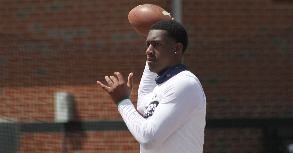 West Virginia QB commit Raheim Jeter shot in road-rage incident