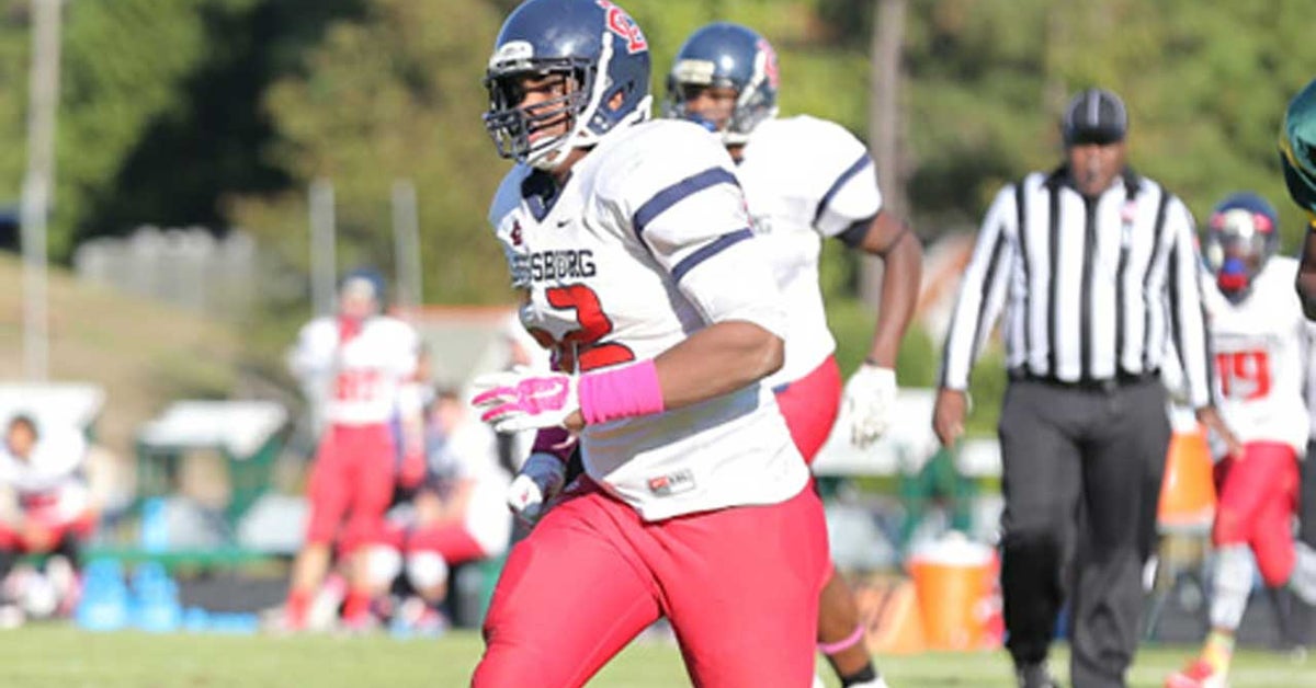 SIGNED: Larrell Murchison