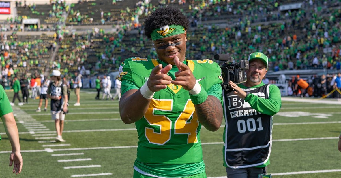 Oregon linebacker Jerry Mixon announces return for 2026
